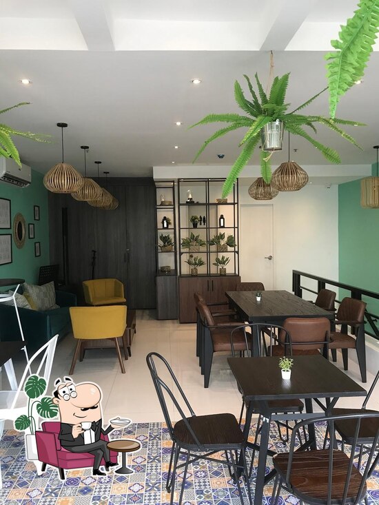 Menu at Cafe 305 Kitchen Cafe, Quezon City