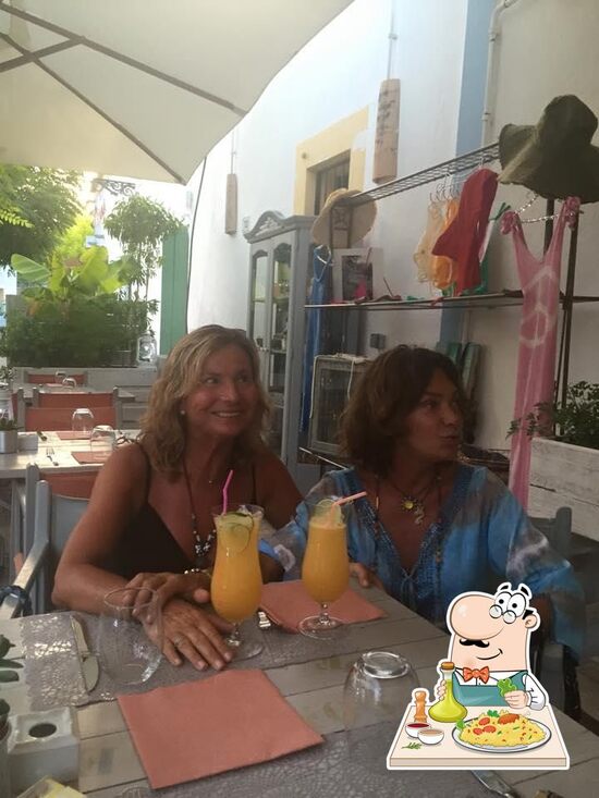 Menu at Priscilla's restaurant, Santa Gertrudis de Fruitera