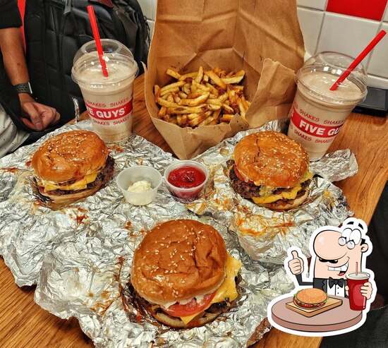 Five Guys Manchester Arndale, U19 Upper Mall, Manchester Arndale in ...