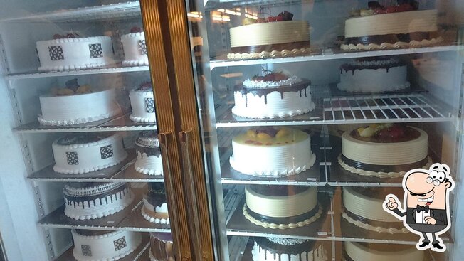 Clover Bakeshoppe, Medan - Restaurant menu, prices and reviews