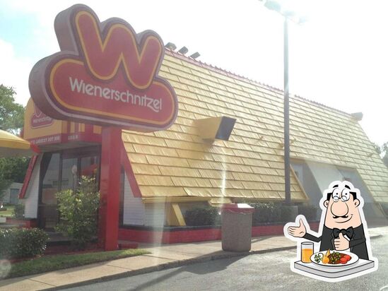 Menu at Wienerschnitzel fast food, Bryan, 501 Texas Ave