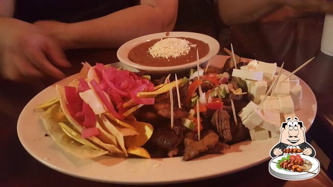 La Perla Del Ulua, 354 Melrose St in New York City - Restaurant reviews