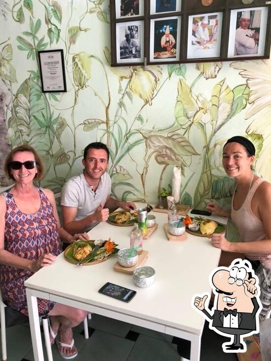 Padthai Chef Sombat, Phuket - Restaurant menu, prices and reviews