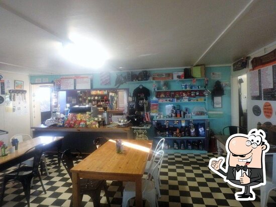 Emmdale Roadhouse, Barrier Hwy in Wilcannia - Restaurant reviews