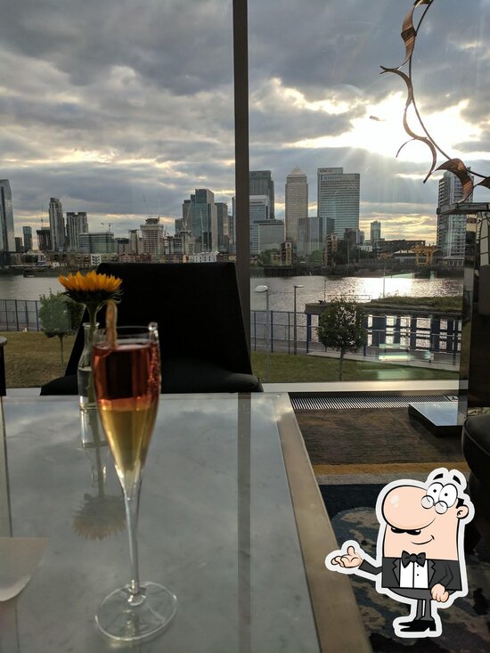 Clipper Bar, London - Restaurant menu, prices and reviews