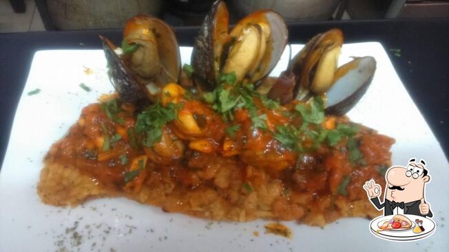 Menu at Tres Reinas restaurant, Chorrillos