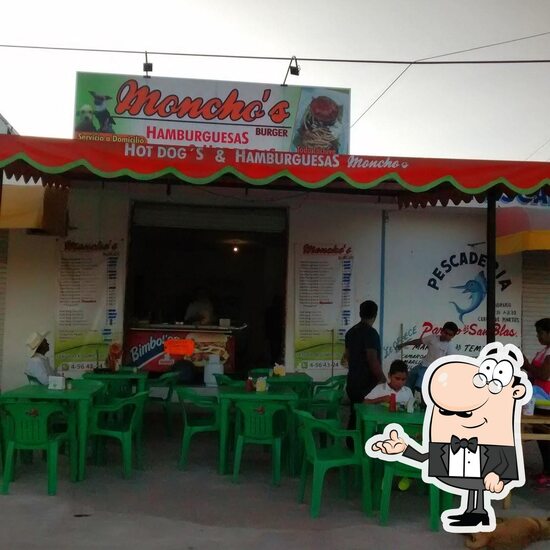 Menu at Monchos's Burger restaurant, Tepic