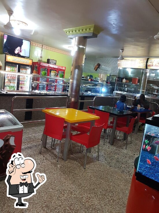Restaurante Pica Pollo El Varón I, Higuey, Vetilio Alfau Duran 84 ...