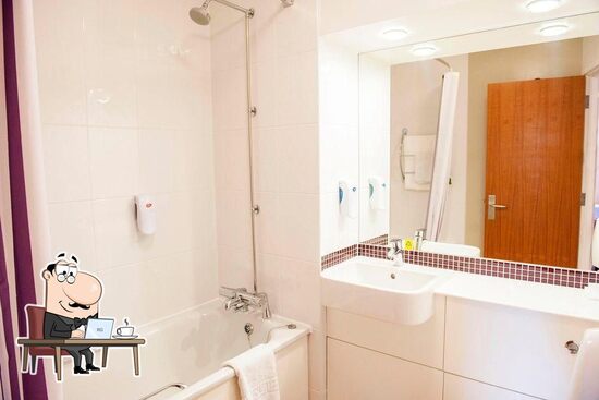 Premier Inn Northampton West (Harpole) hotel in Northampton ...