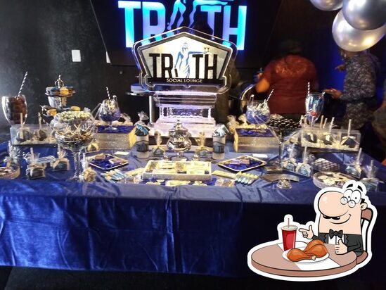 Truth Social Lounge in Maple Heights - Restaurant menu and reviews