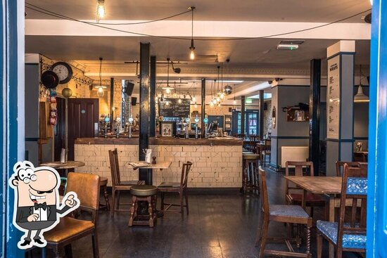 The Old Ship, 2 Sylvester Path in London - Restaurant menu and reviews
