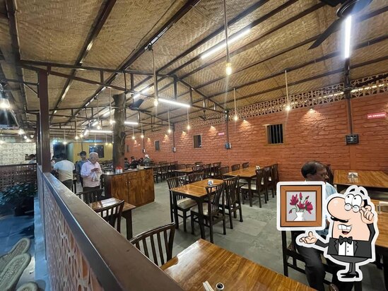 Hotel Shitole Deshmukh Wada, Pune - Restaurant menu, prices and reviews