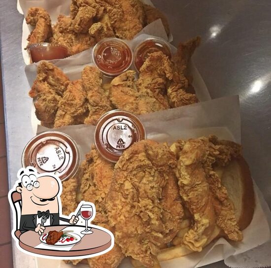 Harolds Chicken 95th, 2237 95th St in Chicago - Restaurant menu and reviews