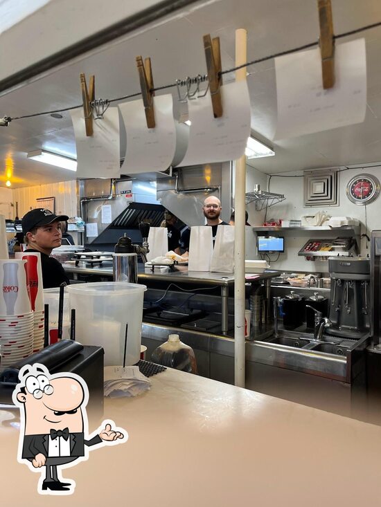 Calls Drive In, Perry - Restaurant menu, prices and reviews