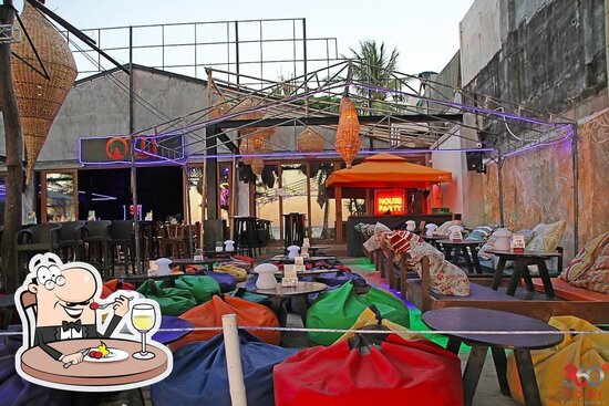 OM Boracay pub & bar, Malay, Station 2 - Restaurant menu and reviews