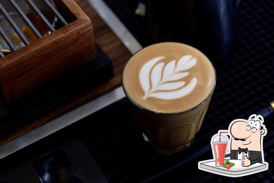 Salid Coffee Bar, Don Hua Lo - Restaurant reviews