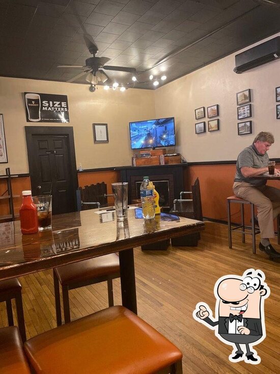 Menu at Angry Garlic pub & bar, Baldwinsville