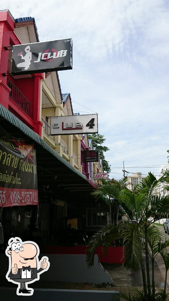 J CLUB, Pattaya City - Restaurant reviews