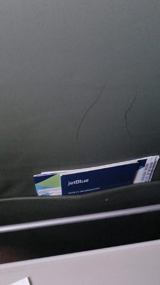 Revive Bar, LaGuardia Rd in New York City - Restaurant reviews