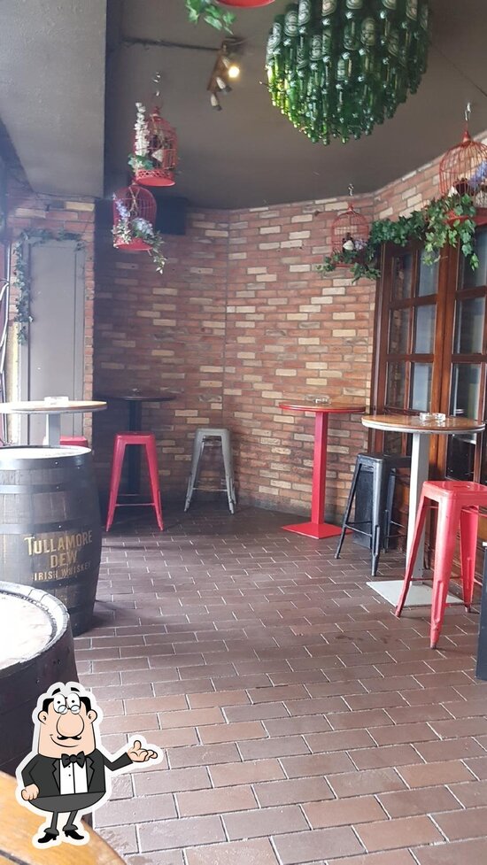 Smyths Bar & Club Icon, Limerick - Restaurant menu, prices and reviews
