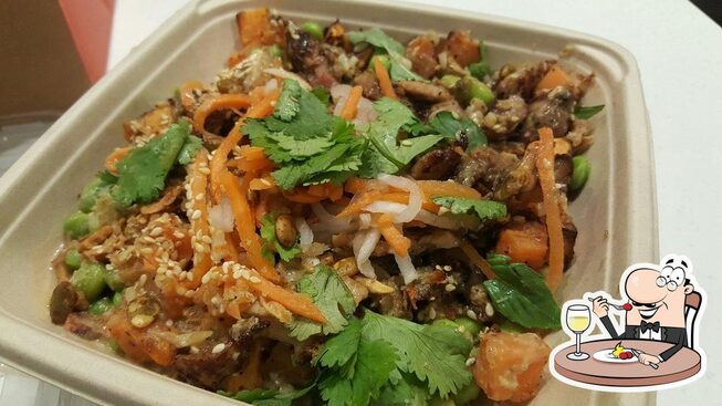 Basil Box, 100 City Centre Dr in Mississauga - Restaurant menu and reviews