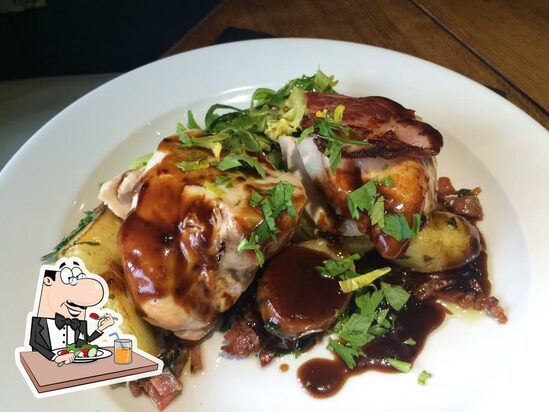 Menu at The Black Duck pub & bar, Old Heathfield, Church Hill Warbleton