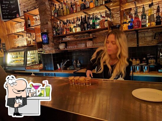 Roots pub & bar, Halmstad - Restaurant reviews