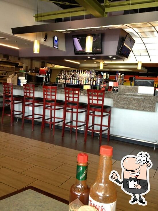 Caps Bar and Grill, West Sacramento - Restaurant menu, prices and reviews