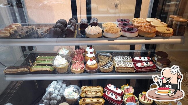 Holy Bagel cafe, Jerusalem, 42 Emek Refa'im