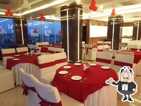 Sky Hilton Restaurant and Banquet, Lucknow - Restaurant reviews