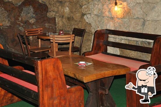 L' etage Cafe - Restaurant menu, prices and reviews