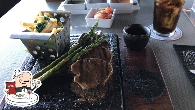 Grillo 77 pub & bar, Saltillo, Boulevard Venustiano Carranza 4535 plaza O - Restaurant reviews