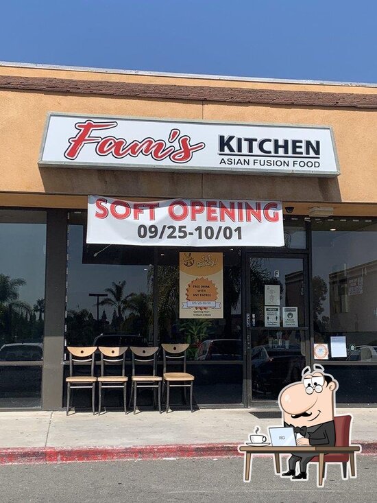 District 5 Fam's Kitchen, Lake Forest - Restaurant menu, prices and reviews