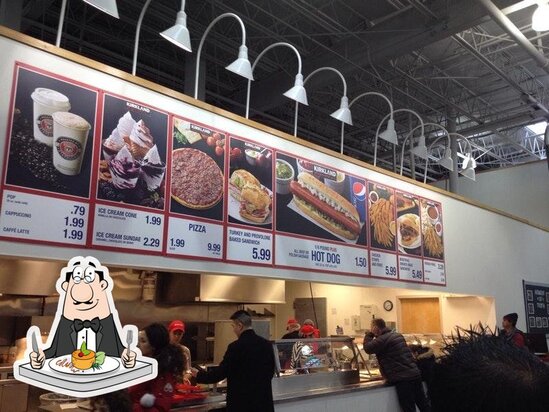 Menu au Costco Food Court restaurant, Toronto, 50 Queen Elizabeth Blvd