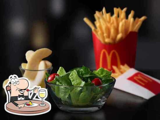 Carta de comida rápida McDonald's, Corona, Magnolia Ave