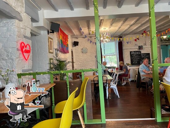 Menu at Cafe Chameleon @ The Gough Arms, Ystradgynlais