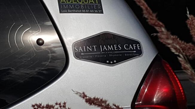 Menu au Le St James Café, Bourgoin-Jallieu