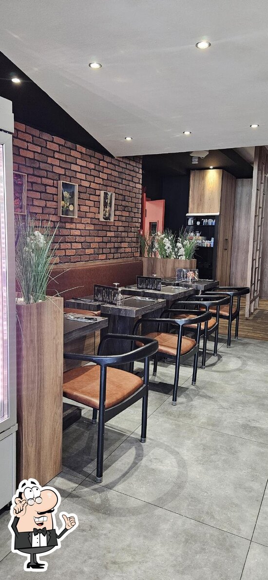 LE ROYAL 210, Bron - Menu du restaurant, prix et avis