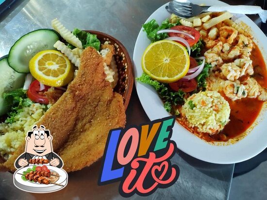 Mariscos Los Compadres restaurant, Santiago de Querétaro - Restaurant ...