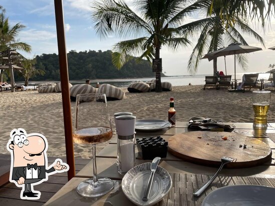 Beach House Layan, Thep Kasattri - Restaurant menu, prices and reviews