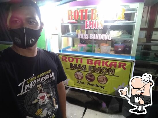 Menu at ROTI BAKAR MAS EMON KHAS BANDUNG, Tegal
