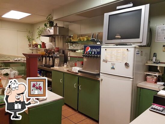 Kitchen On The Ridge, Maple Ridge - Restaurant menu, prices and reviews