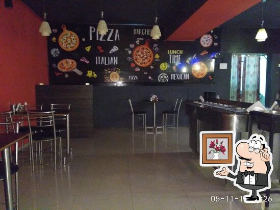 The Pizza Hub, Vapi - Restaurant menu, prices and reviews