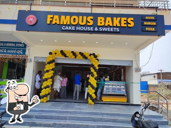 FAMOUS BAKES CAKE HOUSE & SWEETS, Chandur - Restaurant reviews