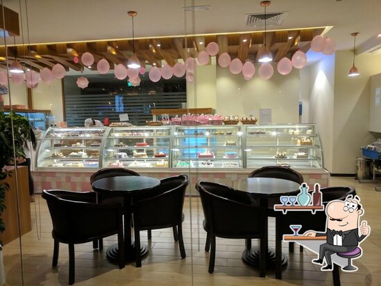 Mister Baker, Abu Dhabi - Restaurant menu, prices and reviews