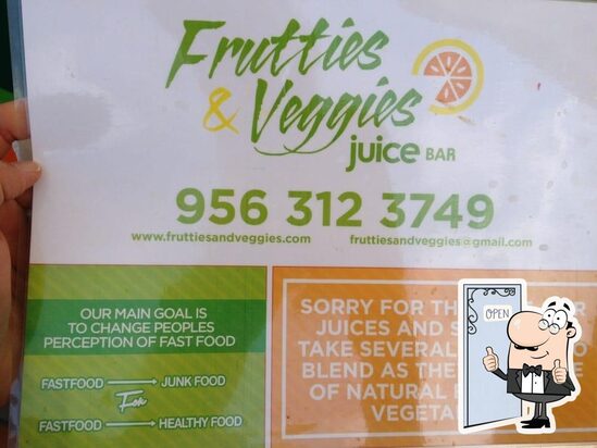 Frutties and Munchies in Brownsville - Restaurant reviews
