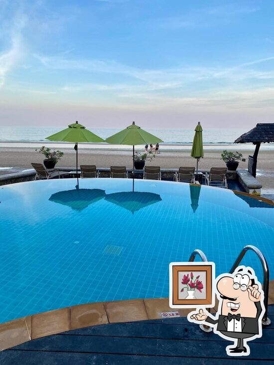 The Ocean View Cafe, Hua Hin - Restaurant menu, prices and reviews