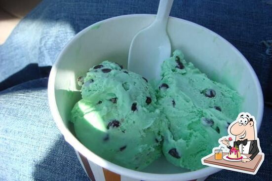 MacKay's Ice Cream in Cochrane - Restaurant menu and reviews