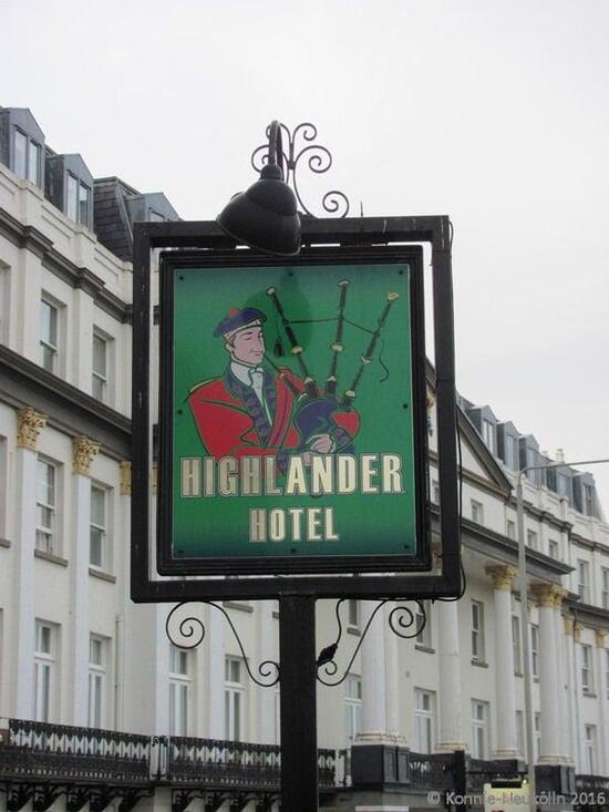 Menu at The Highlander pub & bar, Scarborough