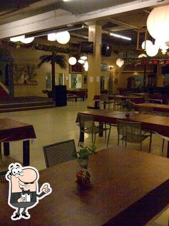 The Zone Restaurant & Bar in Bakersfield